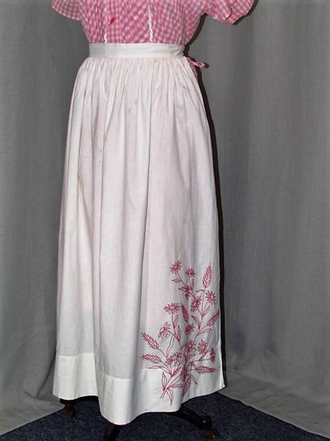 1880s Apron Victorian White Cotton Red Floral Embroidery Victorian ...