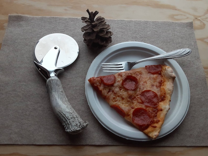 Pizza Cutter With Deer Antler Handle - Etsy