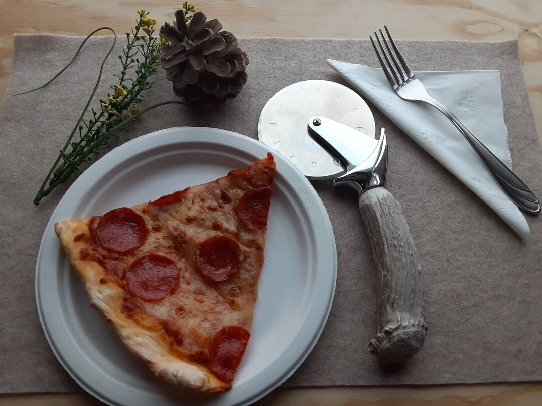 Pizza Cutter With Deer Antler Handle - Etsy