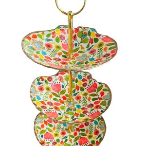 3 Tier Decorated Jumbo Scallop Shell Jewelry Stand - Rainbow Floral - Etsy