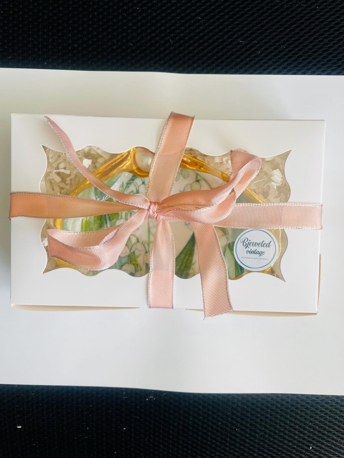Roses Decoupage Clam Shell Trinket Dish With Genuine Pearl & Gold Leaf ...
