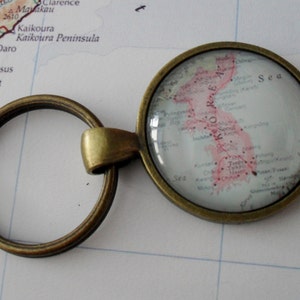 KOREA MAP KEYCHAIN / Korean Map Key Chain / Personalized Keychain / Map ...