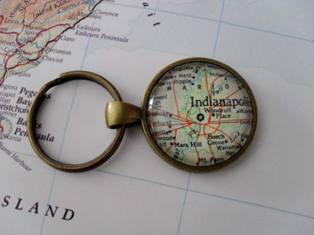 INDIANAPOLIS INDIANA Map KEYCHAIN / Travel Souvenir / Indianapolis ...