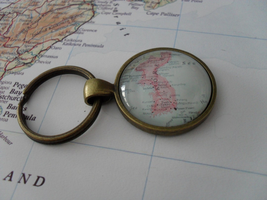 KOREA MAP KEYCHAIN / Korean Map Key Chain / Personalized Keychain / Map ...