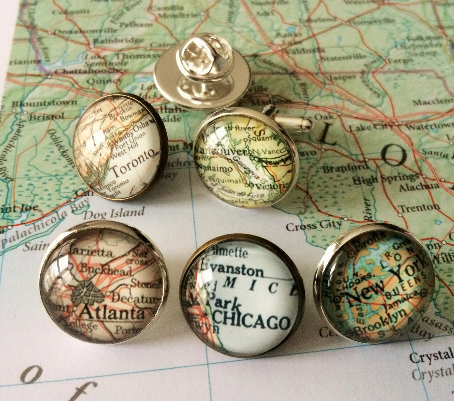 Custom MAP TIE TACK / Personalized Map Tie Tack / Groomsmen Gift / You ...