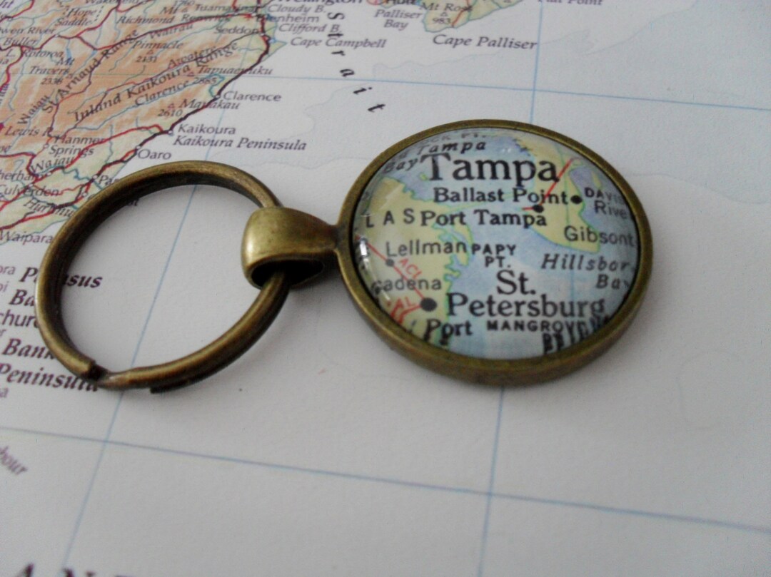 TAMPA FLORIDA Map KEYCHAIN / Destination Gift / Tampa Keychain / Travel ...