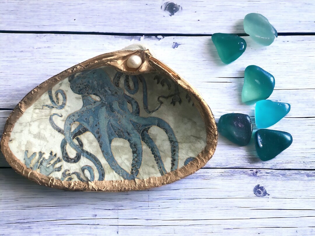 Octopus Decoupage Clam Shell Trinket Dish With Genuine Pearl & Gold ...