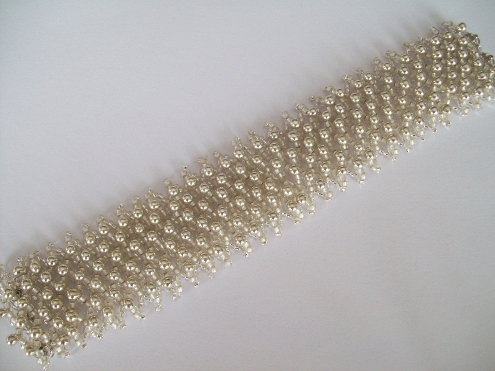 Tutorial Bead Netting Fishnet Teardrop Cuff Bracelet - Jewelry Beading ...