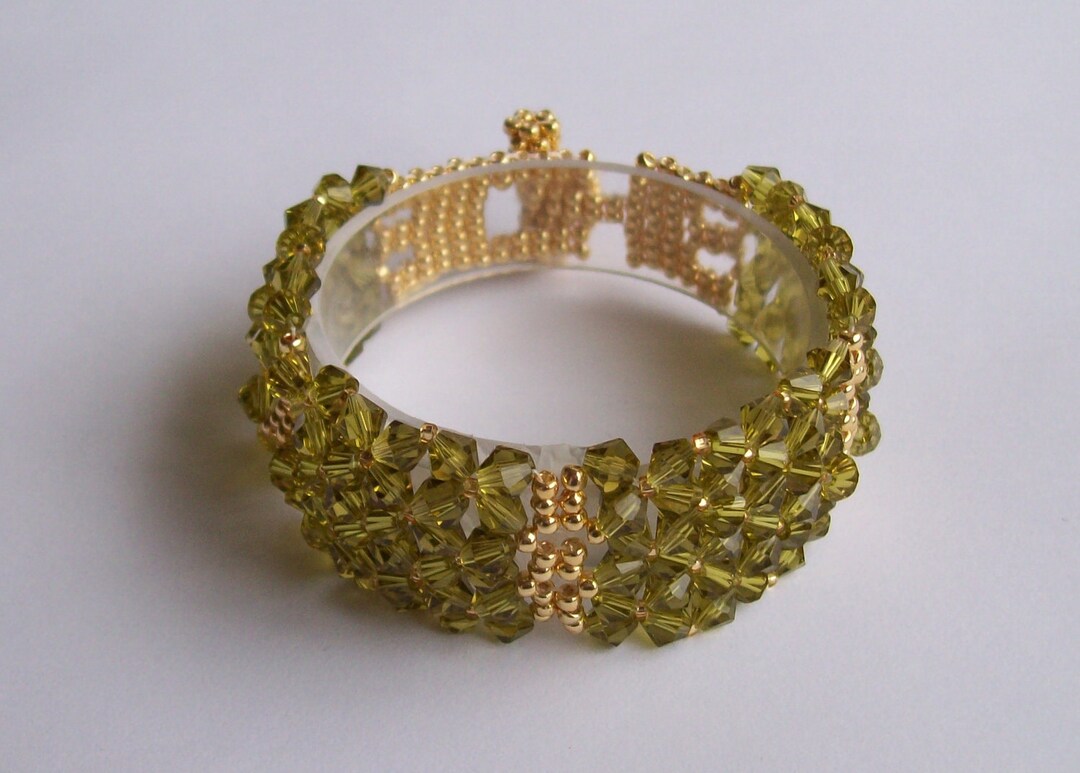 Bead Netting Bicone Bracelet Tutorial: DIY Jewelry Pattern With Toggle ...