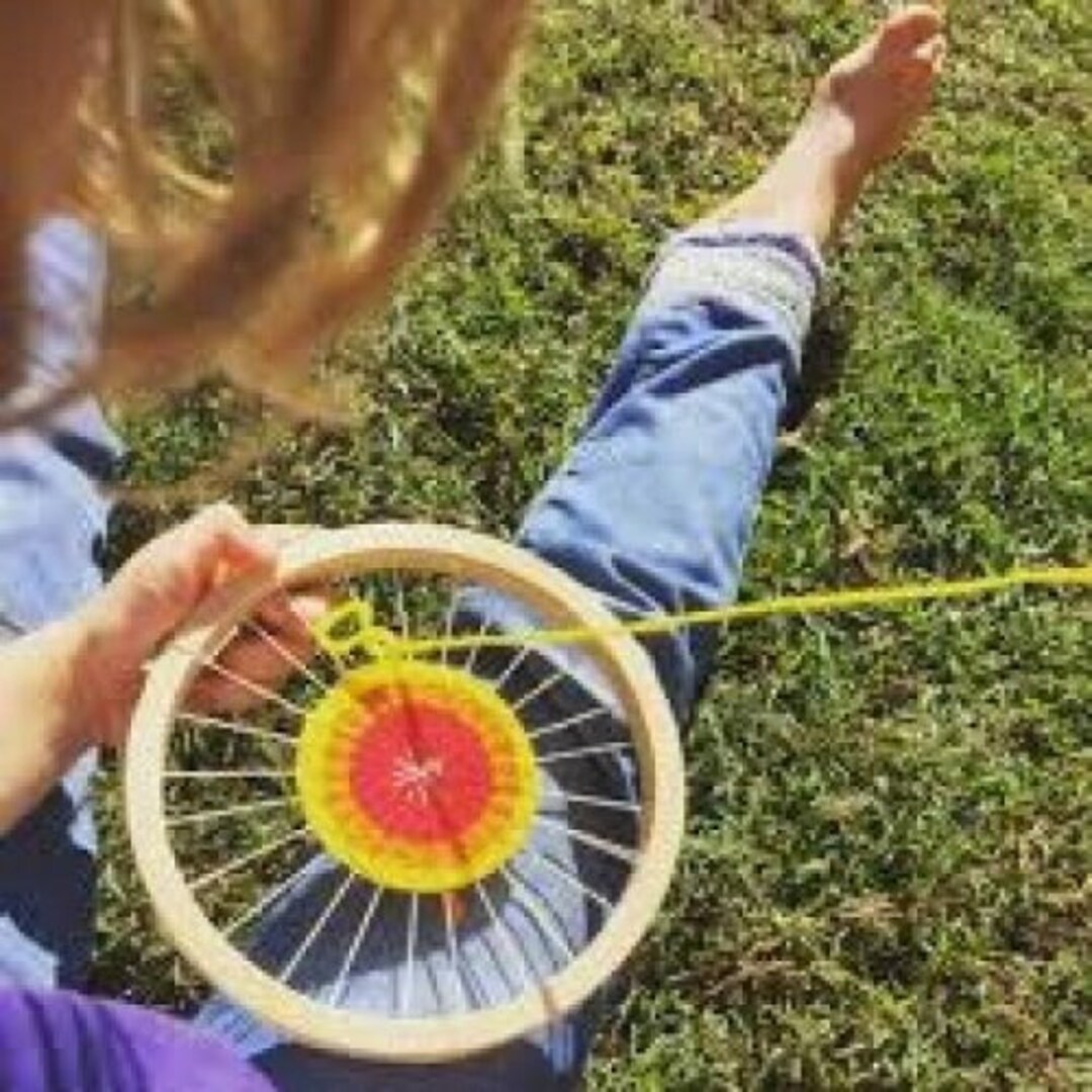 Small Round Loom, Child Weaving Loom, Learn to Weave Easy, Wooden Loom ...