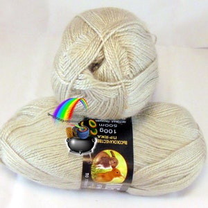 Angora Rabbit. Аngora Yarn. Rabbit Yarn. White Rabbit Light Beige (408 ...
