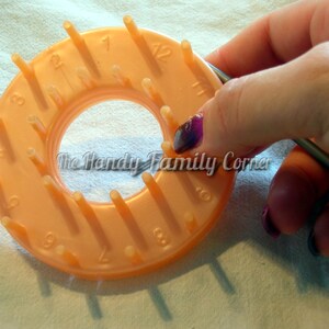 Flower Loom: Round Loom Tool - Shapes for Making Circular Flowers and ...
