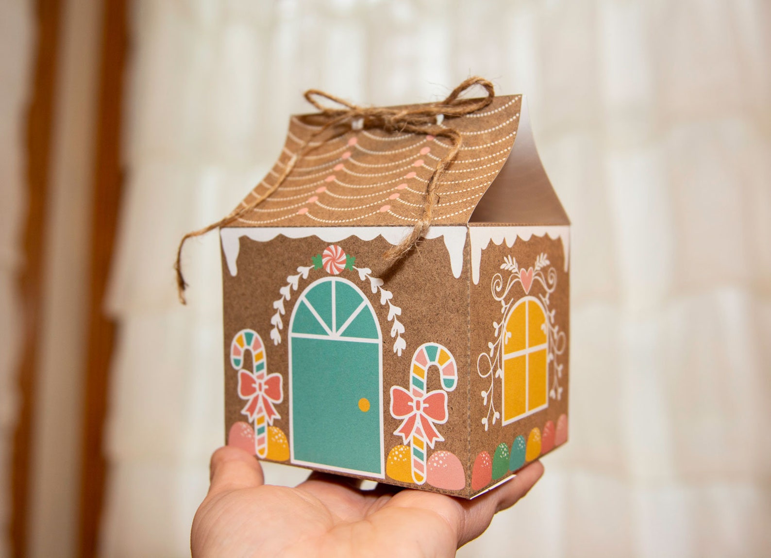 Gingerbread House Cupcake / Treat Holder Christmas Cookie | Etsy