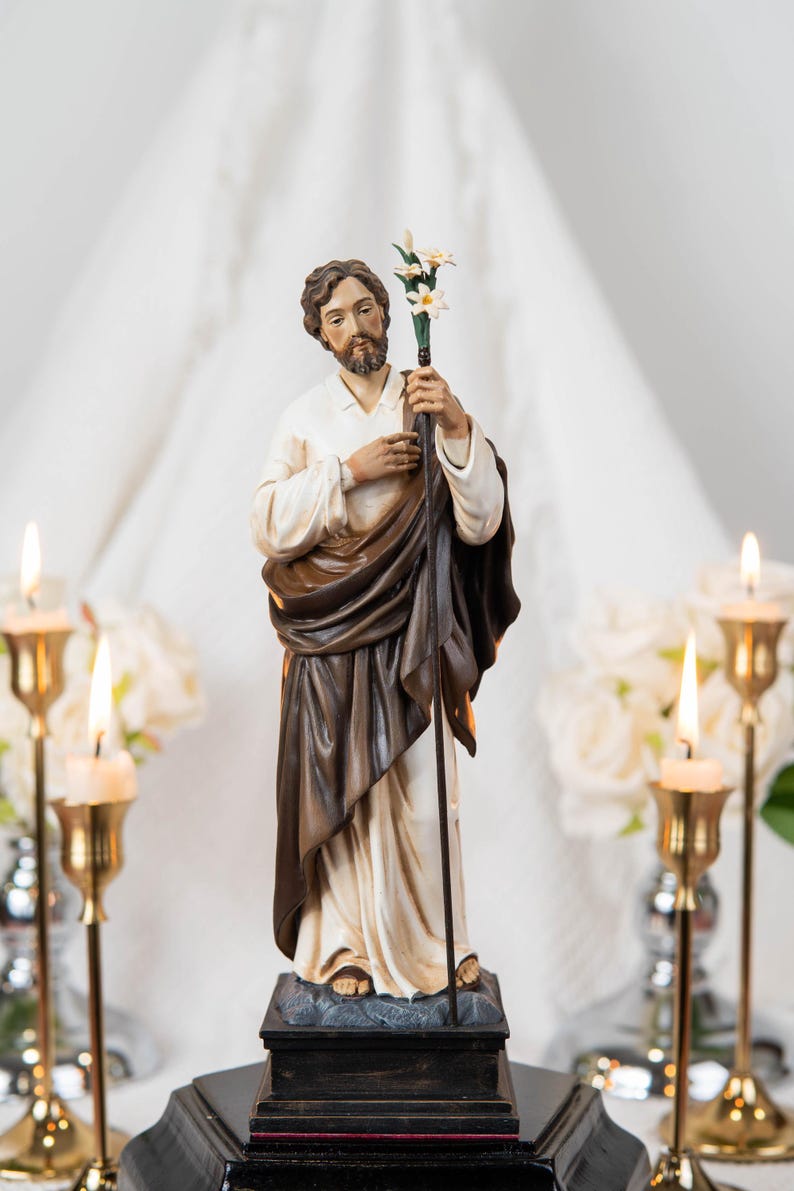 Saint Joseph Statue for Prayer Corner 9.8" - Catholic Home Decor ...