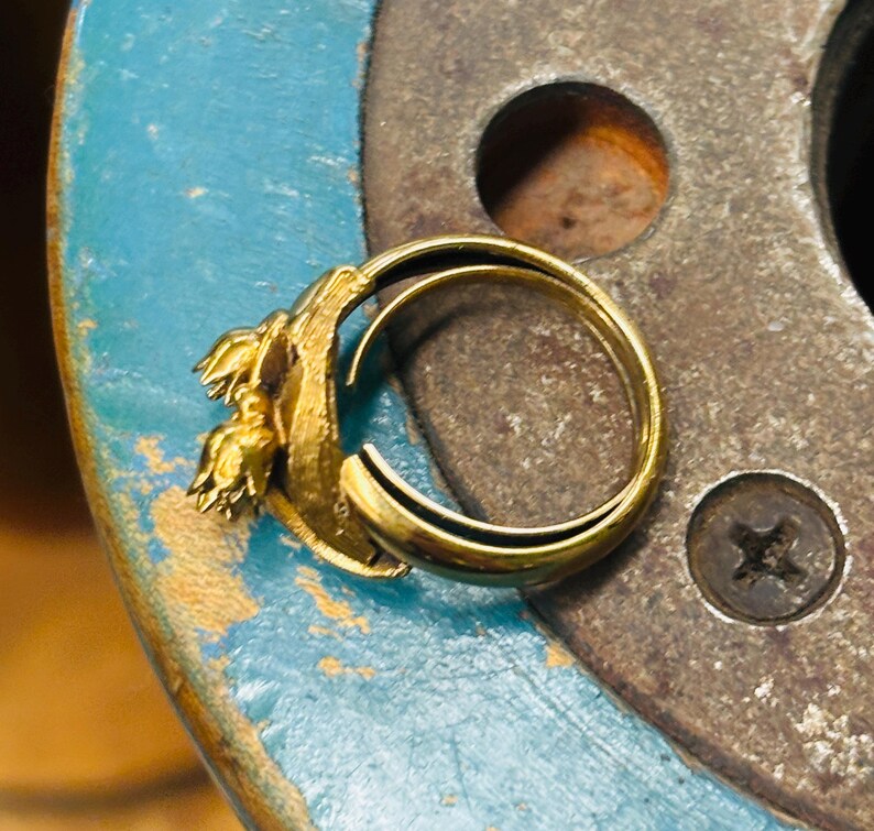 Vintage Trifari Gold Tone Floral Ring, Sculptural Flower Design ...