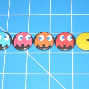 Super Mario NES 8 Bit Keychain Necklace Earrings Charm - Etsy