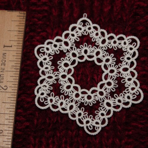 Tatted WREATH Christmas Ornament Handmade Tatting Wreath - Etsy
