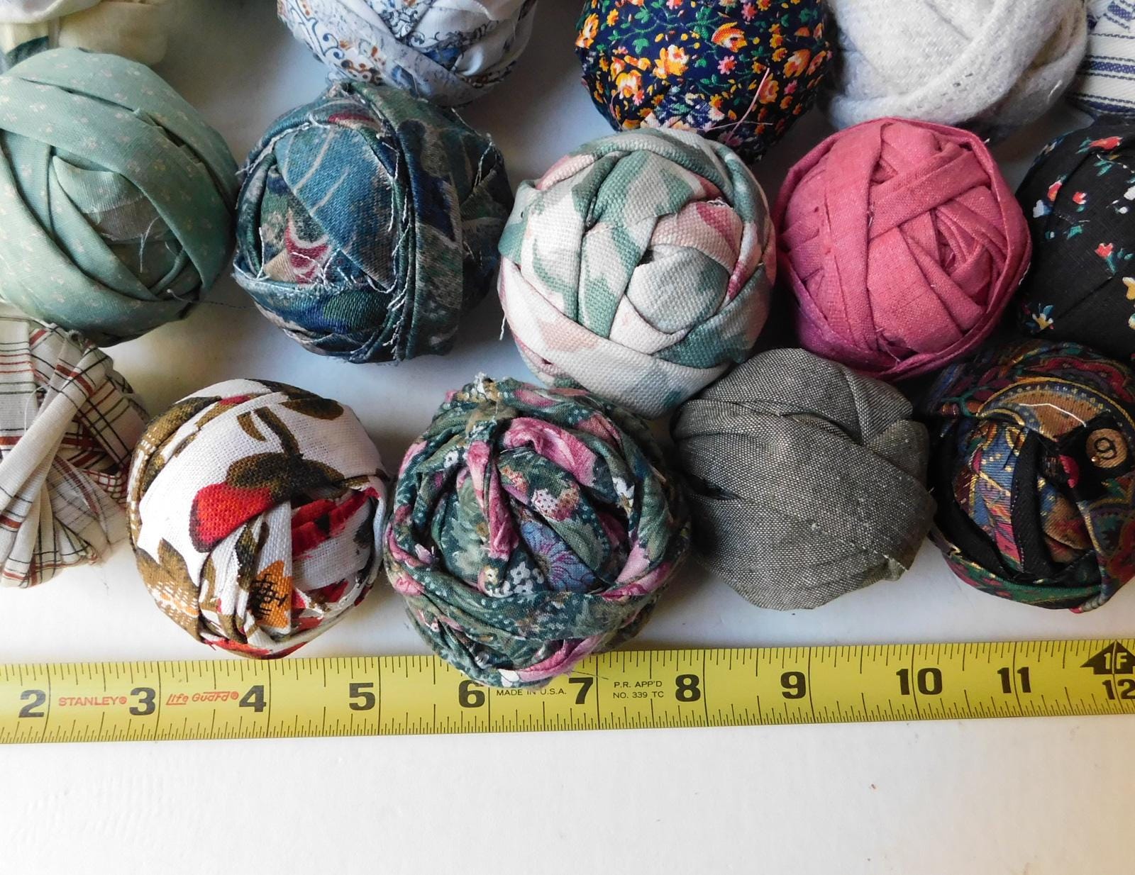 20 Vintage Primitive Folk Art Rag Balls Fabric Strips Lot R1 - Etsy