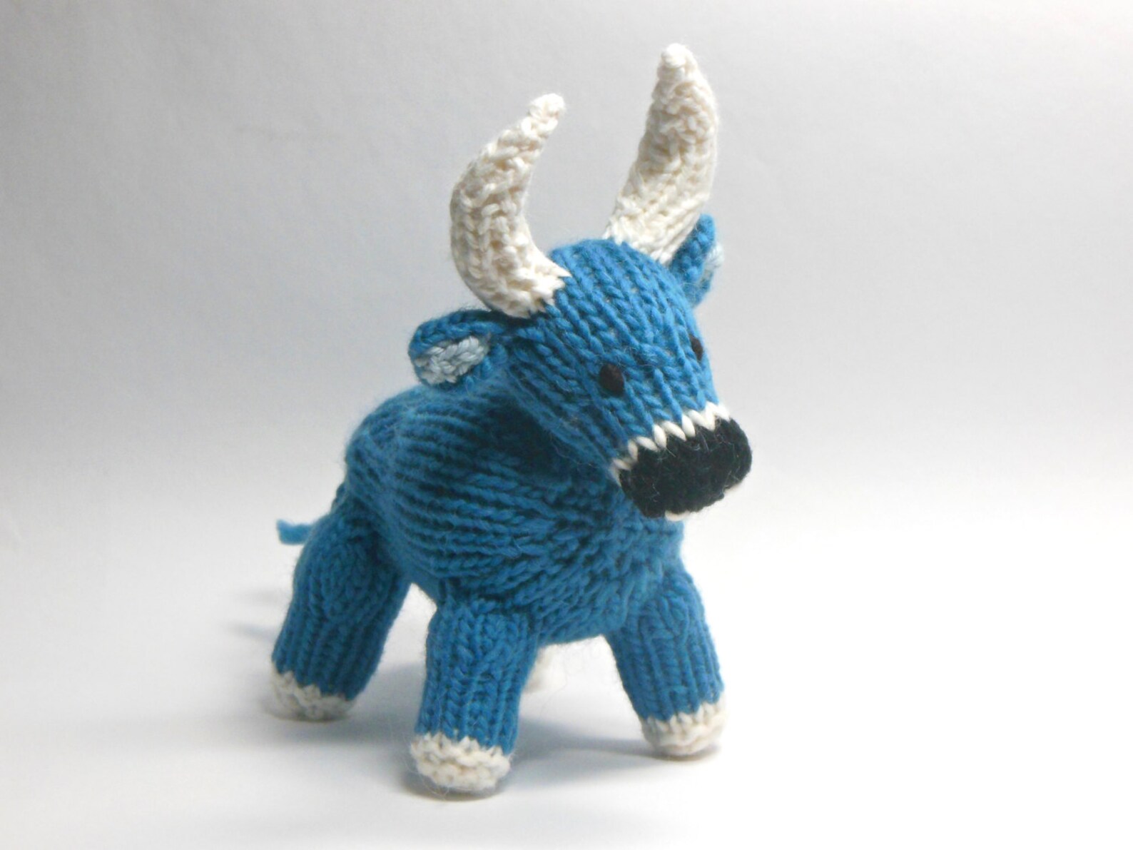 Babe the Blue Ox Knit Soft Sculpture - Knit Ox - Woodland Decor - Etsy