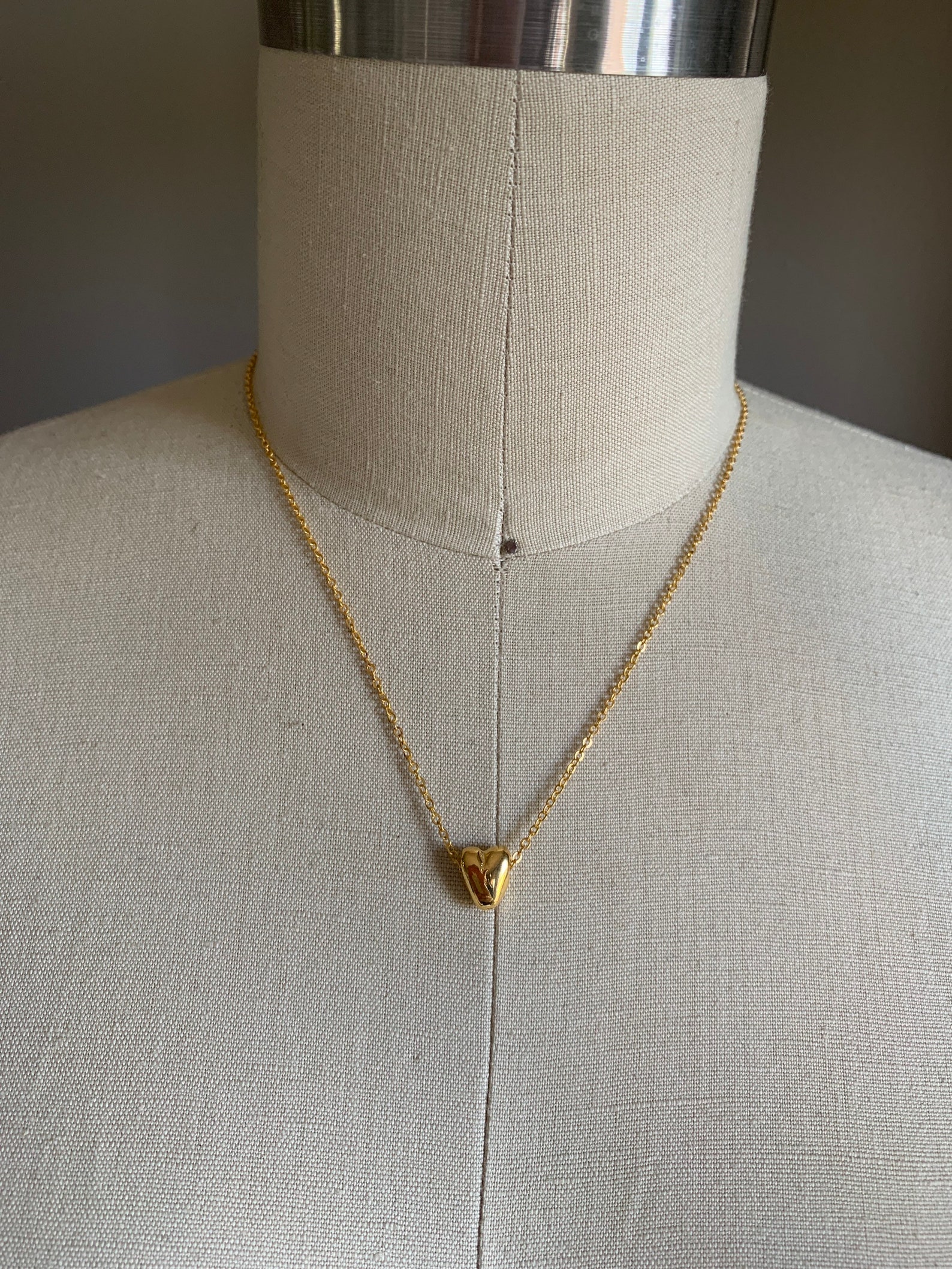 Floating Heart Necklace Valentine Pendant Gift Brass Gold Tone Simple ...