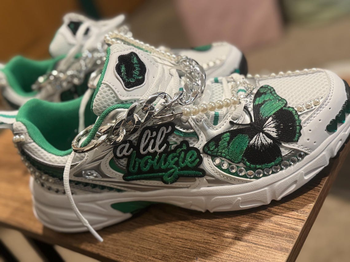 Custom Junk'd Out Avia Sneakers - Etsy