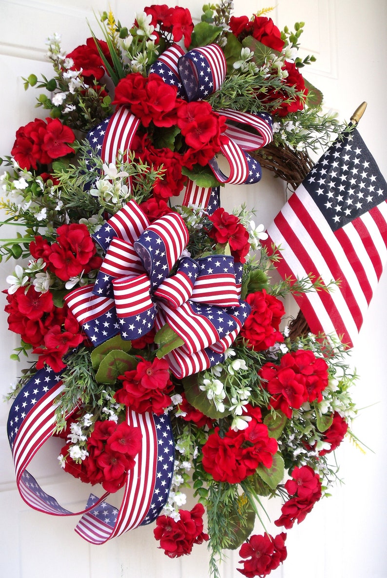 Patriotic Geranium Wreath: Americana Flag Door Decor - Etsy
