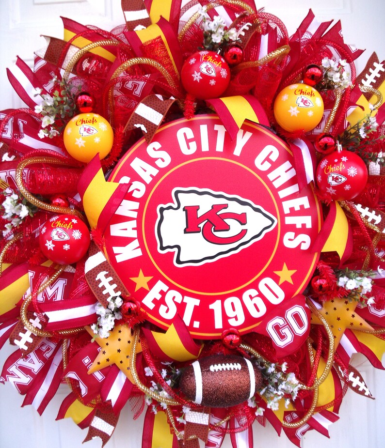 KC Chiefs Football Wreath, Sports Decor, Man Cave Wreath - Etsy