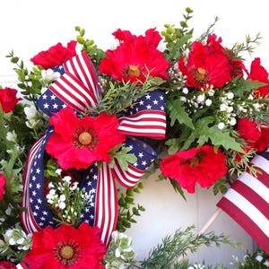 Poppy Patriotic Wreath: Americana Flag Decor, Memorial Day - Etsy
