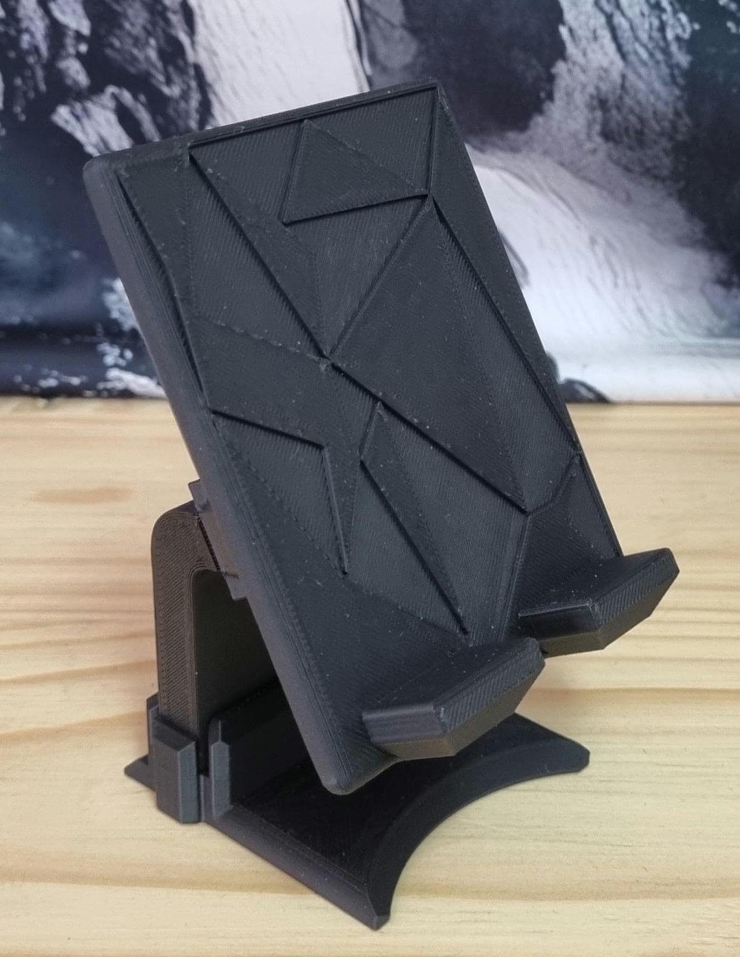 Minimalist 3D Printed Phone Stand – Desk Holder for Smartphones - Etsy
