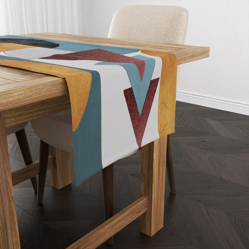 Table Runner: Abstract Geometric Design - Modern Minimalist Decor ...