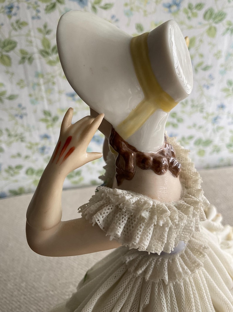 Antique Dresden Fine Porcelain & Lace Work Figurine 10” H, Germany ...