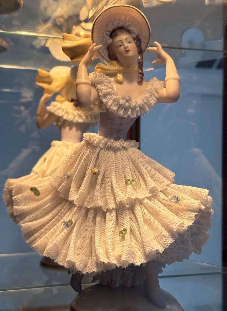 Antique Dresden Fine Porcelain & Lace Work Figurine 10” H, Germany ...