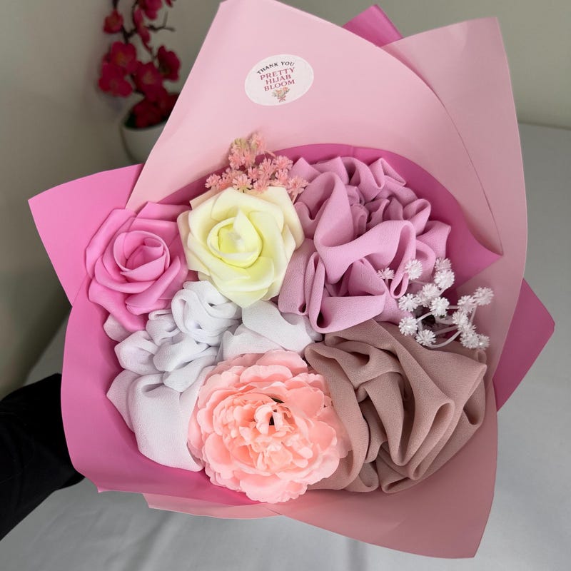 Hijab Gift Set Bouquet - 60+ Gift Ideas for 2026