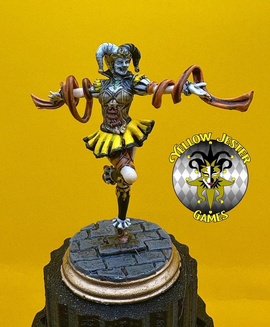 Sanguine, Masked Jester Girl- Hand Painted. 32mm Scale. for Use in D&D ...