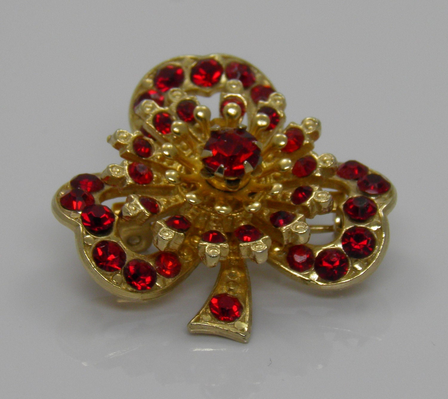 Vintage Coro Clover Brooch Pin With Red Rhinestones - Etsy