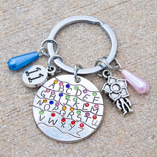 Stranger Thing Keychain - Etsy