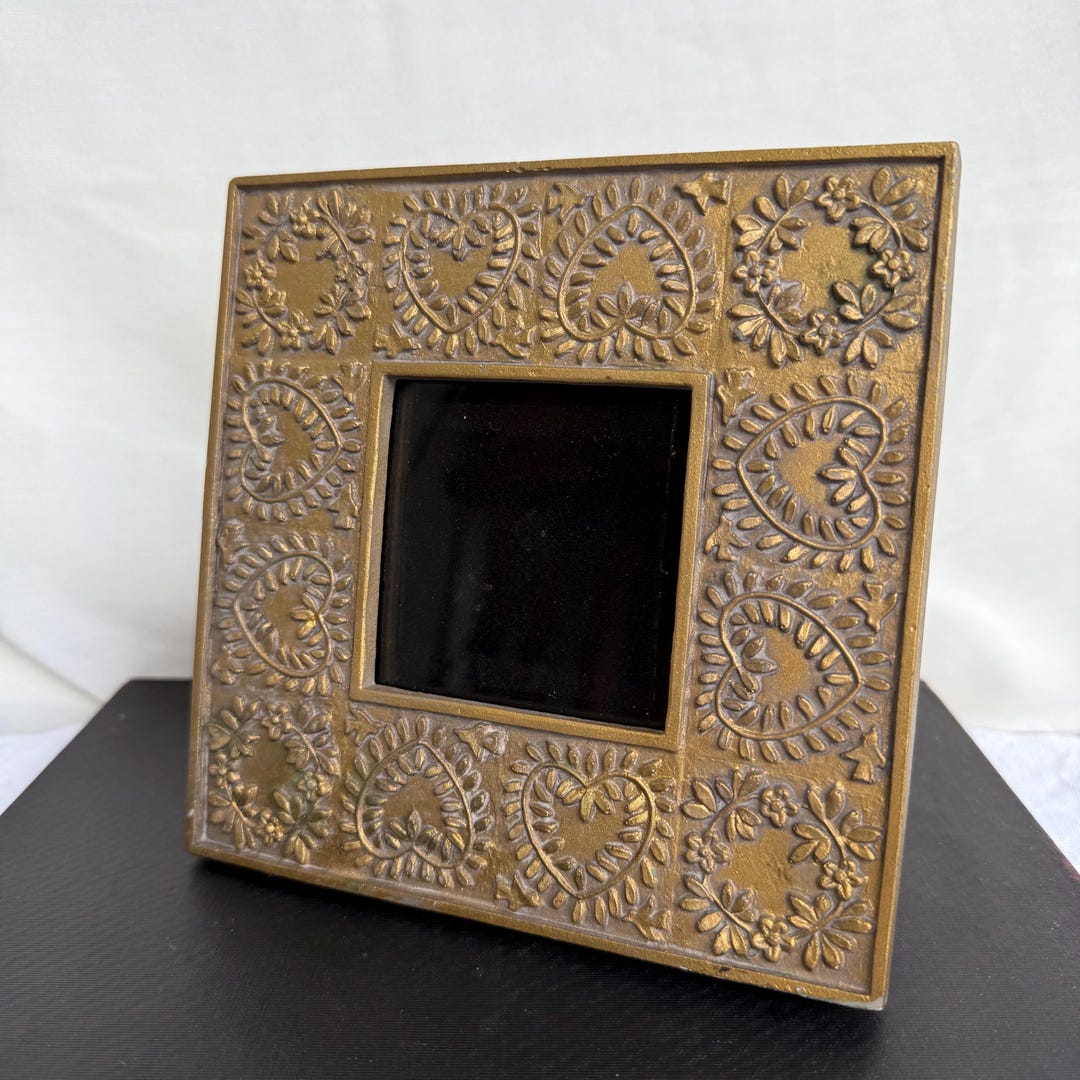 Vintage Ornate Gold Embossed Picture Frame, Antique Style Photo Display ...