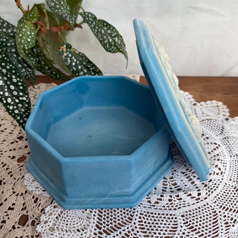 Vintage Powder Blue Incolay Trinket Box, Soapstone White Roses Jewelry ...