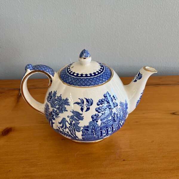 Blue Willow Teapot - Etsy