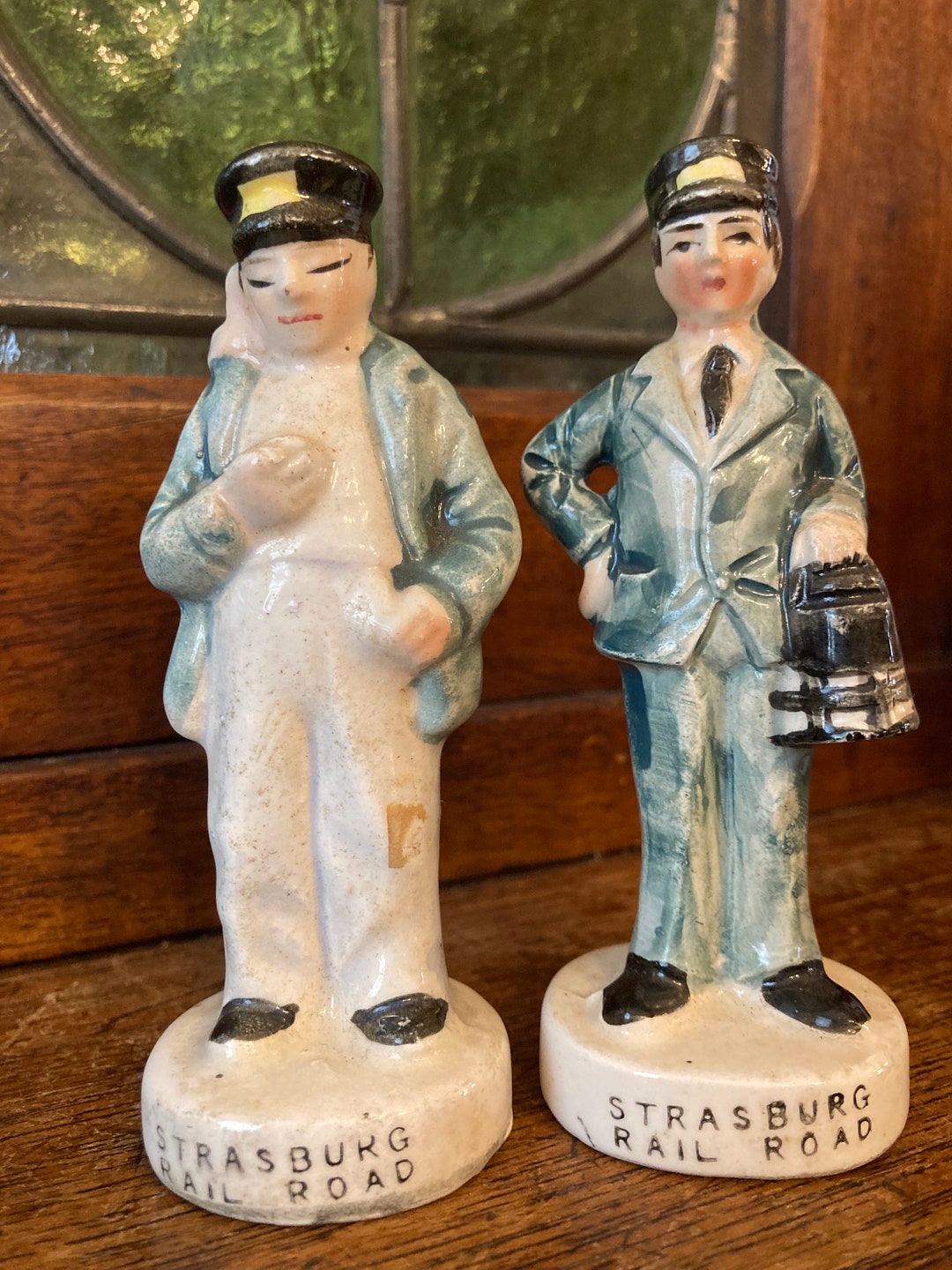 Strasborg Railroad Worker Salt and Pepper Set - Etsy