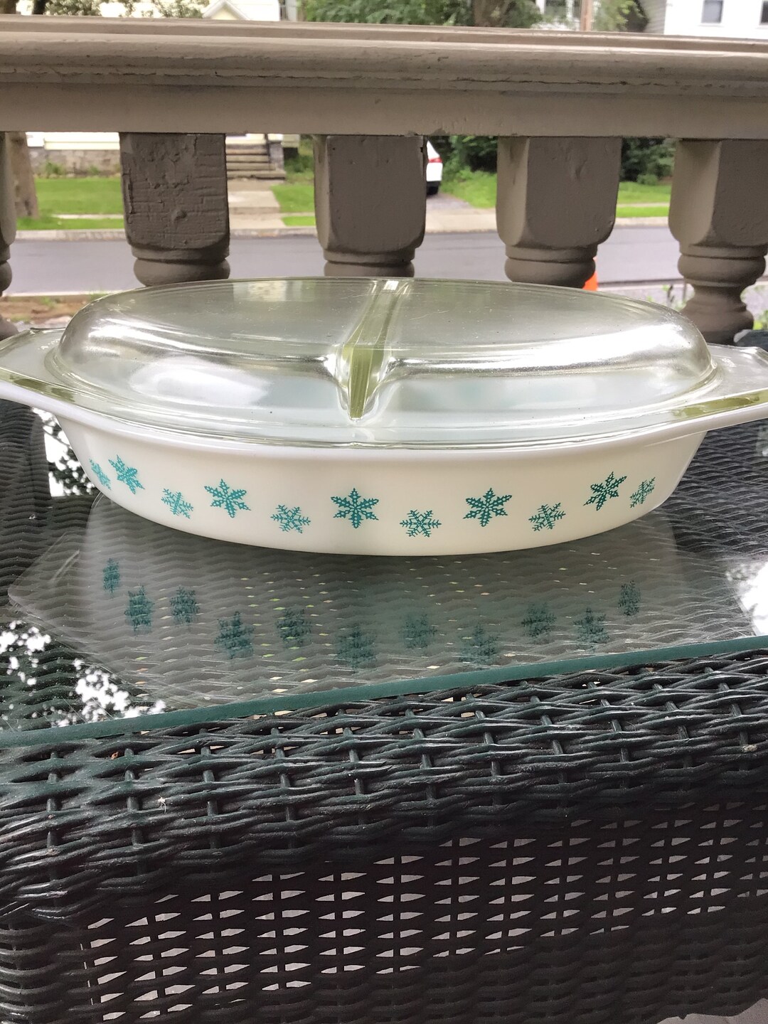 Pyrex 1960s Snowflake Divided Casserole 1.5 Qt - Etsy