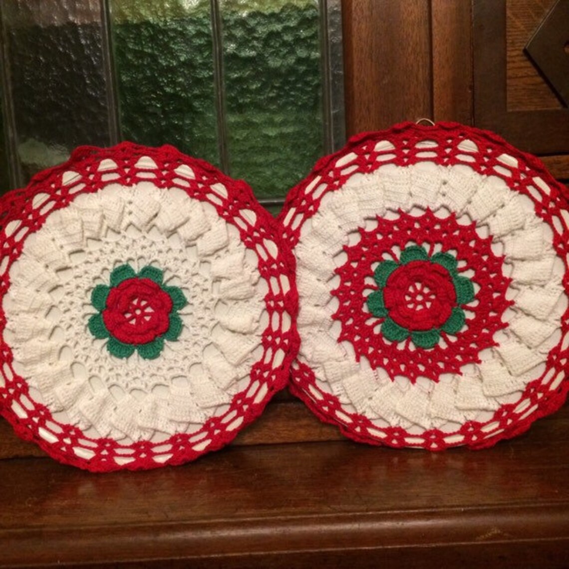 Crocheted Rose Hot Plate Trivets Pair | Etsy