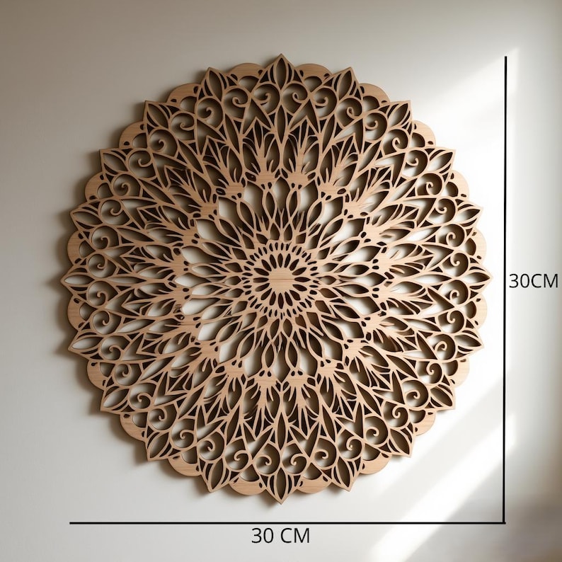 Art mural mandala en bois fait main, une géométrie sacrée et une ...