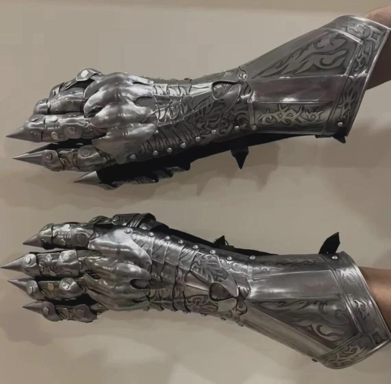 Medieval Nazgul Silver Gauntlets Witch King Costume Ringwraith Gloves ...