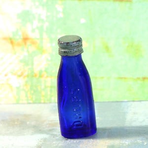 Vintage 1920's Cobalt Blue Vicks Drops Sample Bottle - Etsy