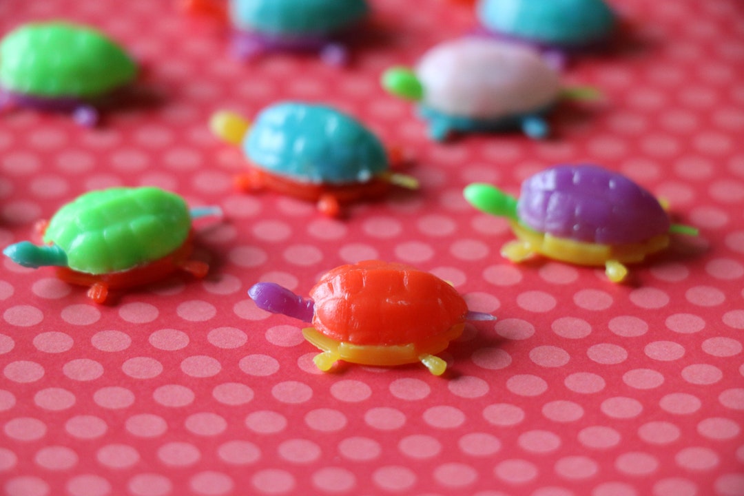 1 Vintage Gumball Machine Prize Moving Turtle - Etsy