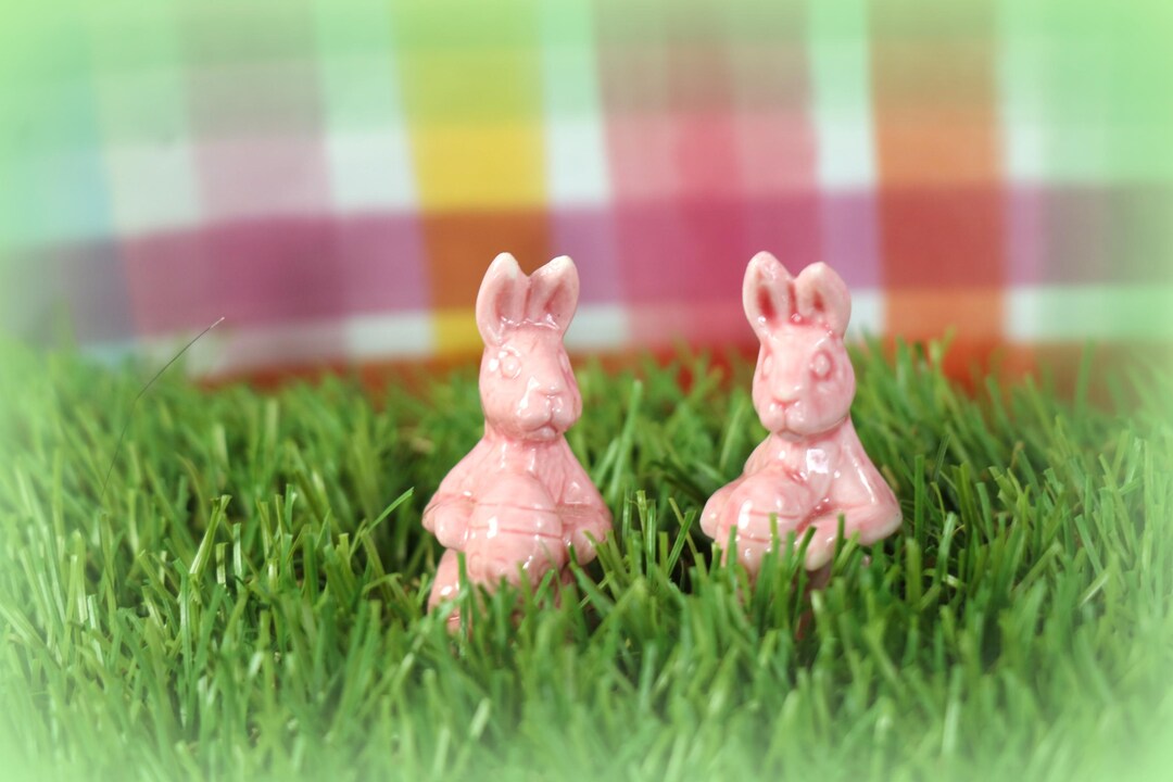 Vintage Wade Easter Bunny Figurine - Etsy