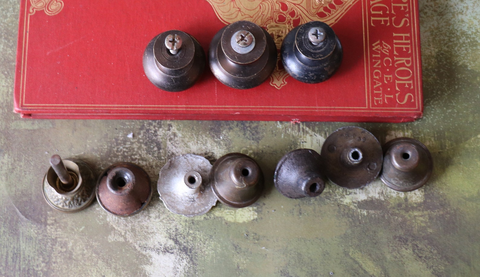 1 Vintage Metal Knob | Etsy