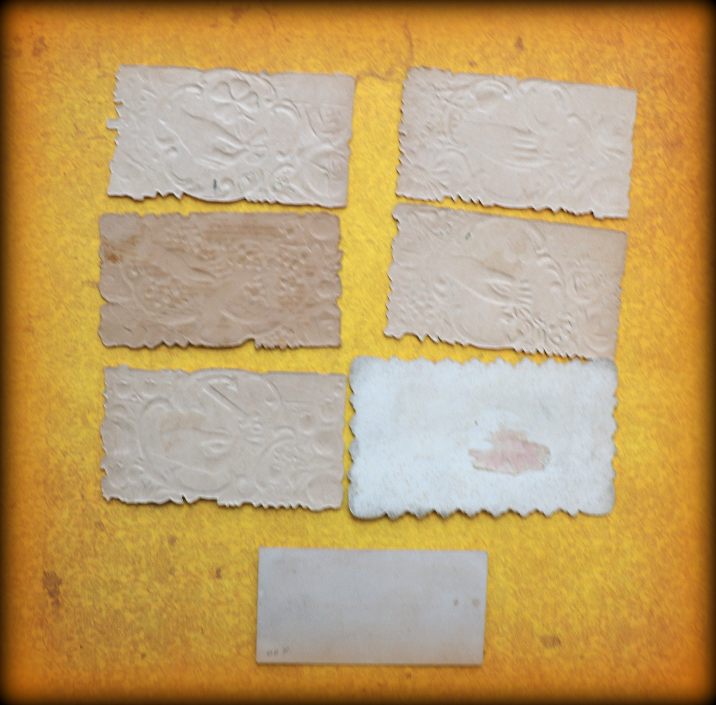 1 Antique Victorian Scrap with Hand Gift Cards | Etsy