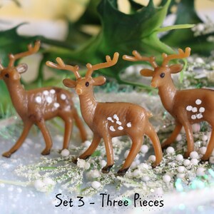 1 Set of Vintage Miniature Plastic Deer Choose From 5 Different Sets - Etsy